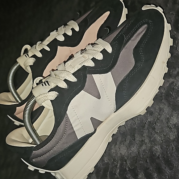 New Balance | Shoes | New Balance 327 The Intelligent Choice Sneaker ...